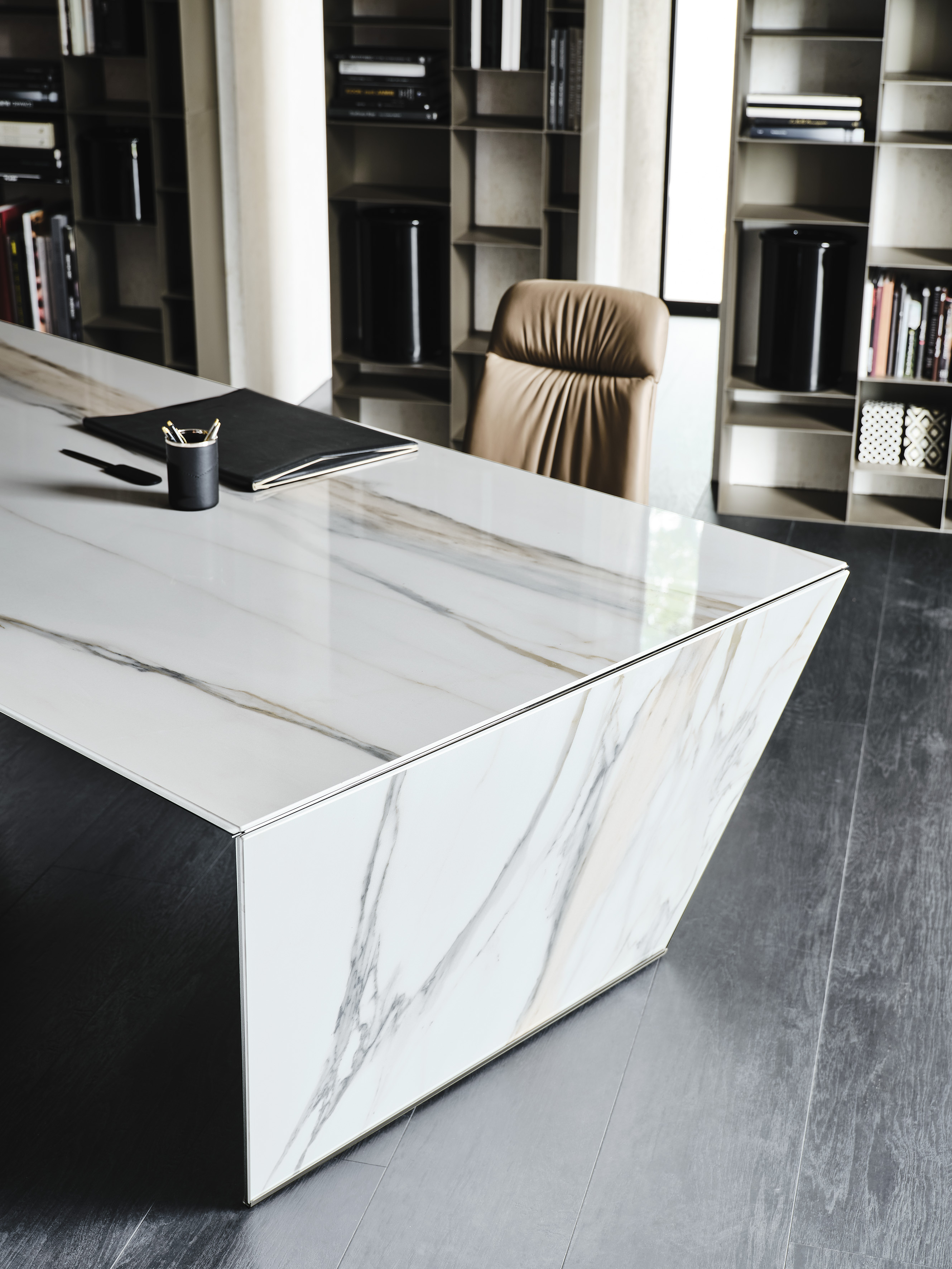 nasdaq keramik | desks | Cattelan Italia