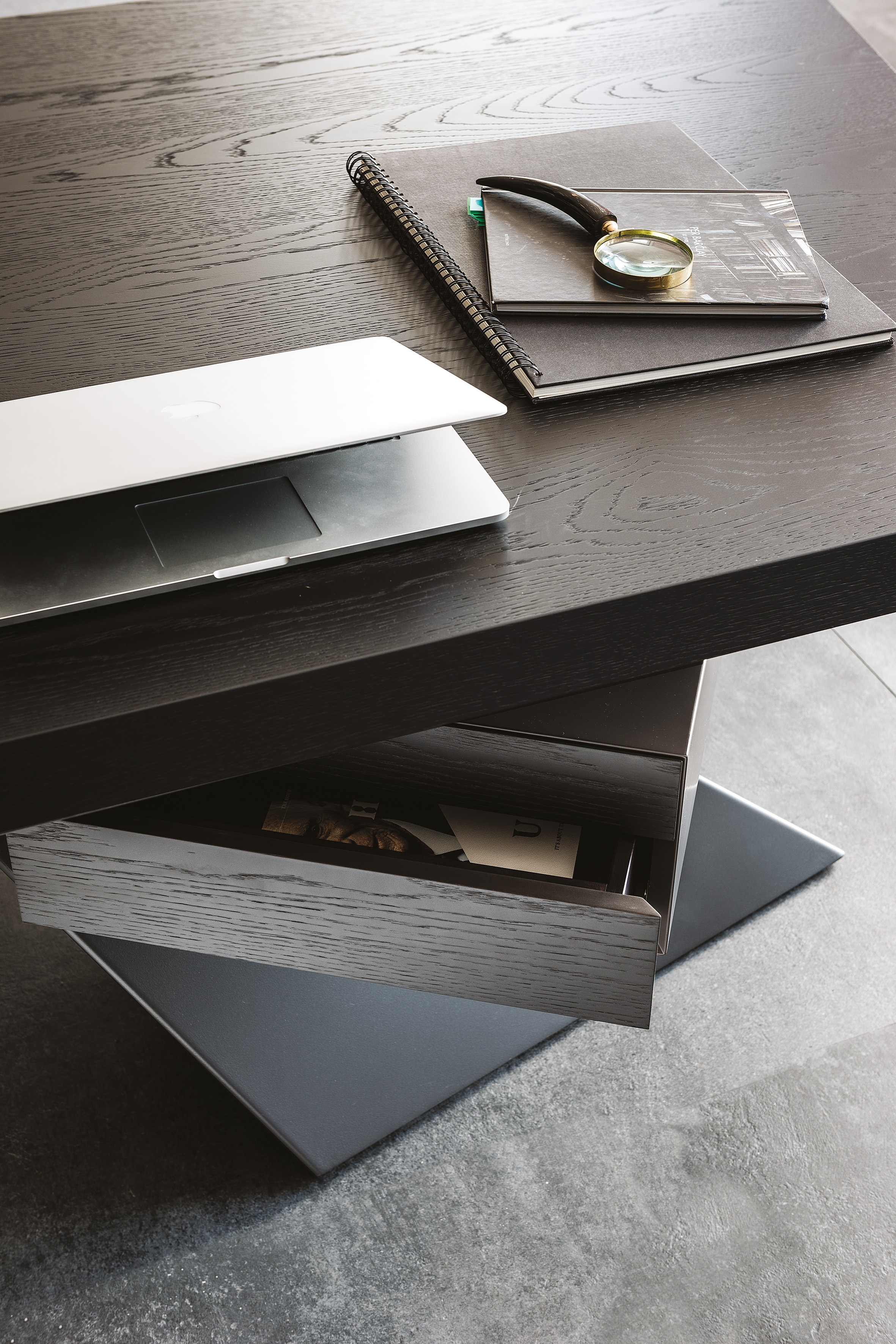 nasdaq | desks | Cattelan Italia