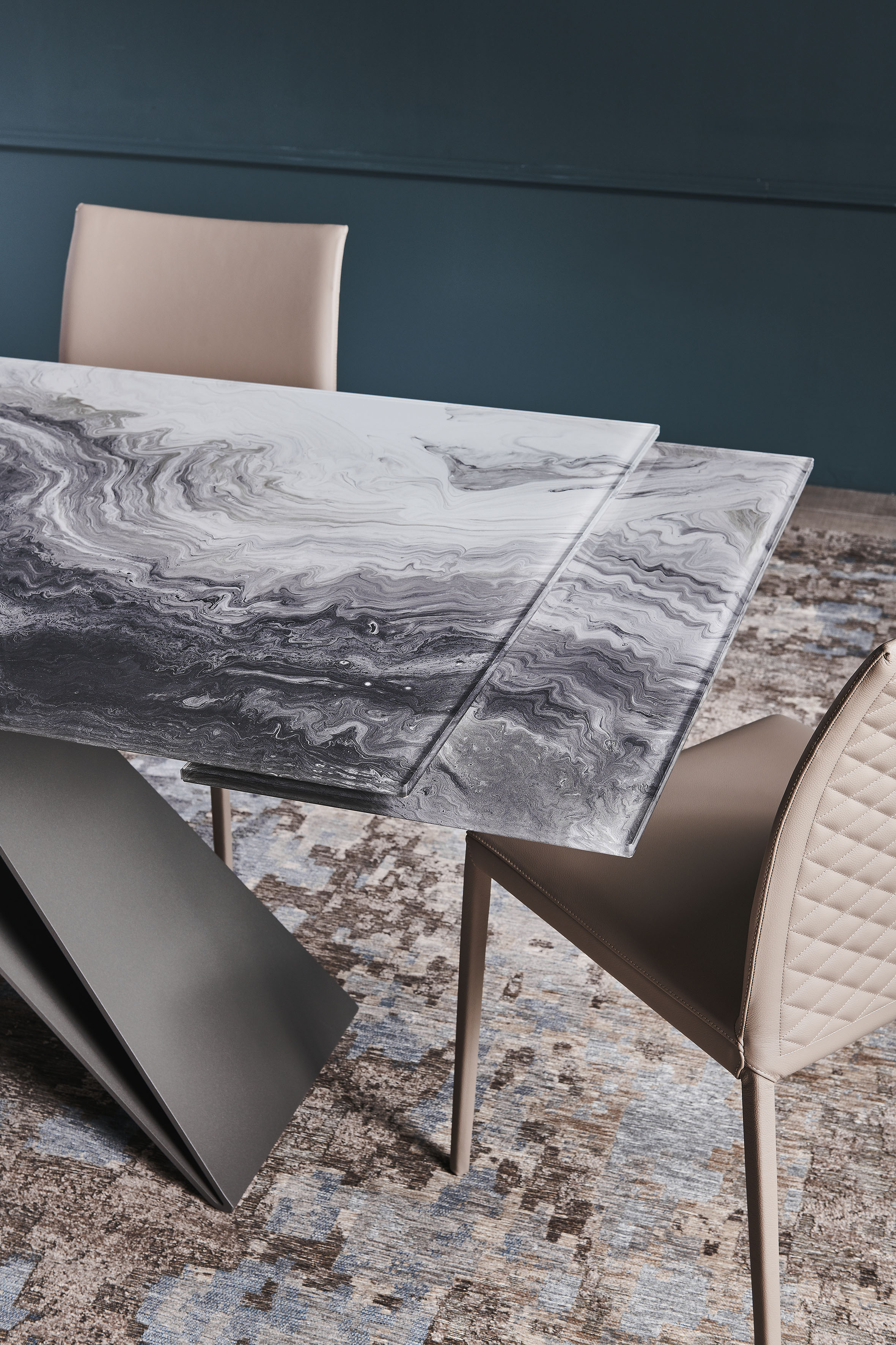 premier crystalart drive | tables | Cattelan Italia