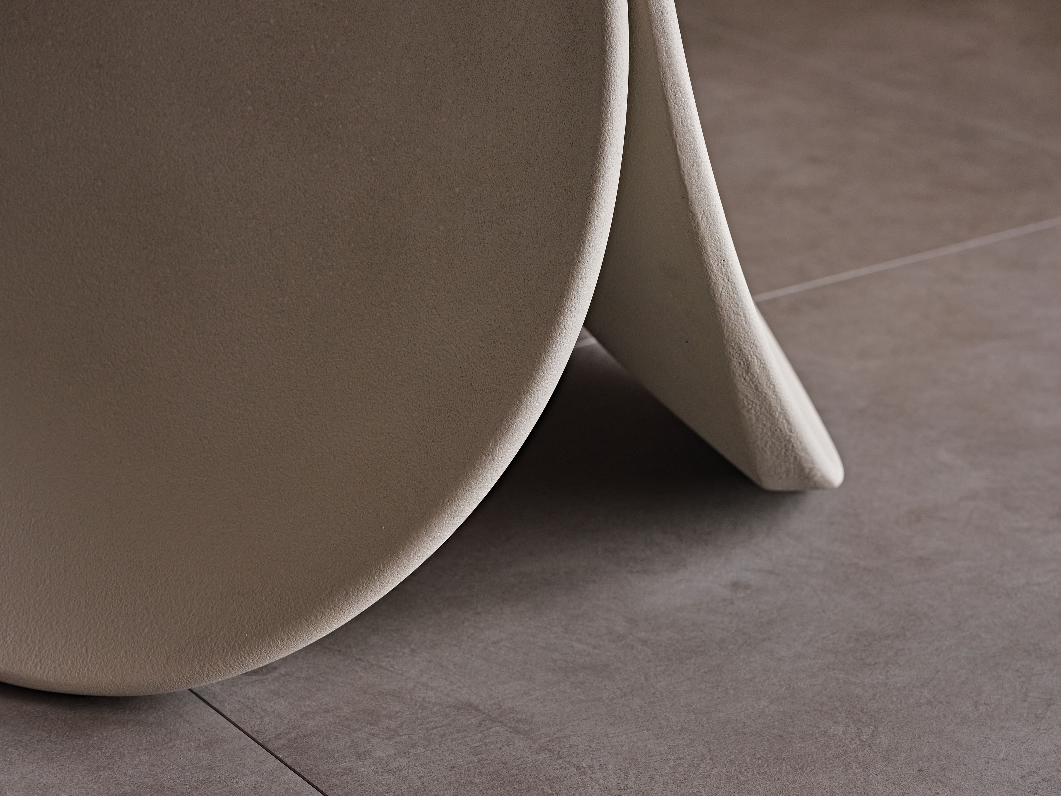 maxim argile | tables | Cattelan Italia